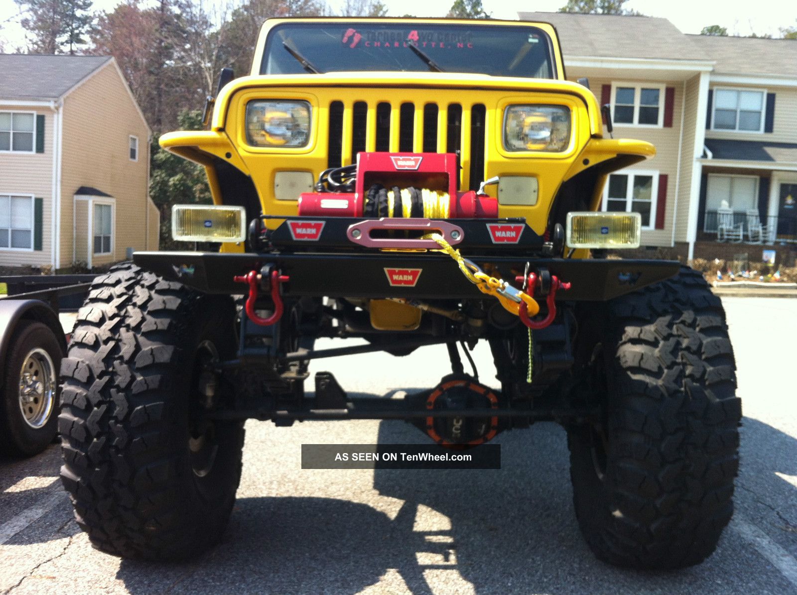 1993 Jeep Wrangler Sahara Sport Utility 2 - Door 4. 0l 1993 Jeep Wrangler Sahara Sport Utility 2 - Door 4. 0l