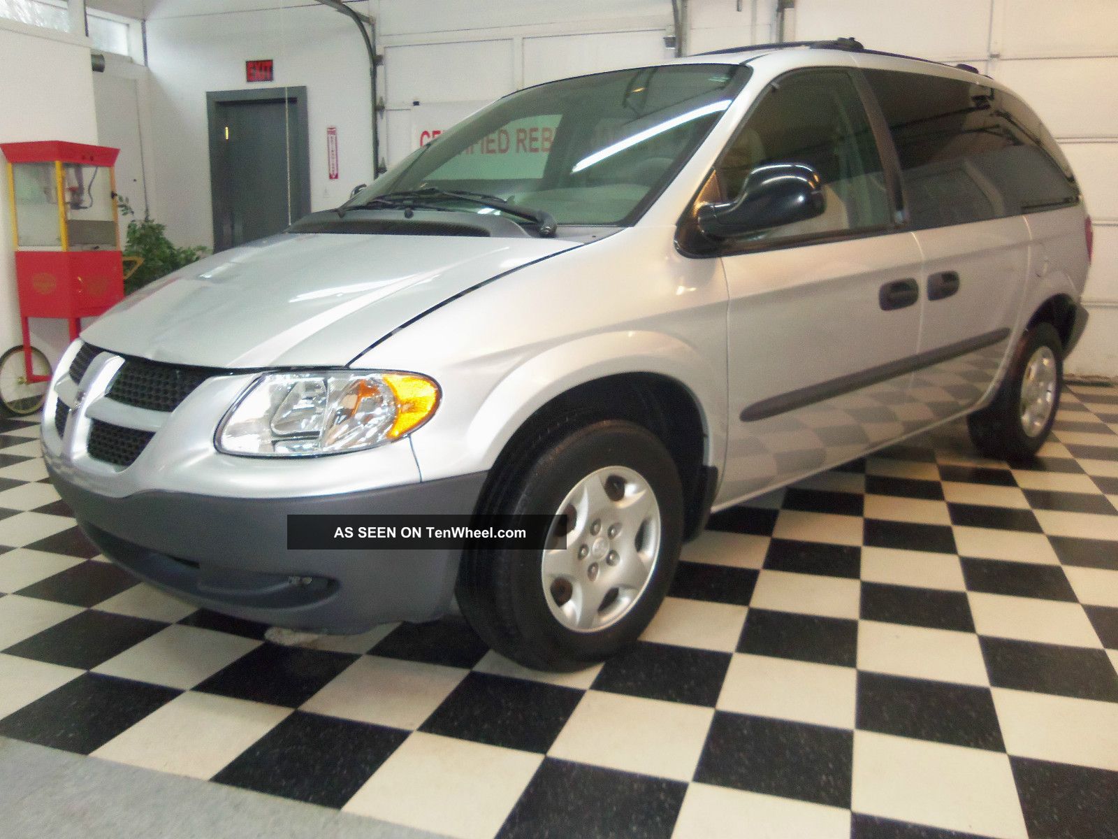 2003 Dodge Caravan Se Mini Passenger Van 4 - Door 3. 3l Rebuilt Title