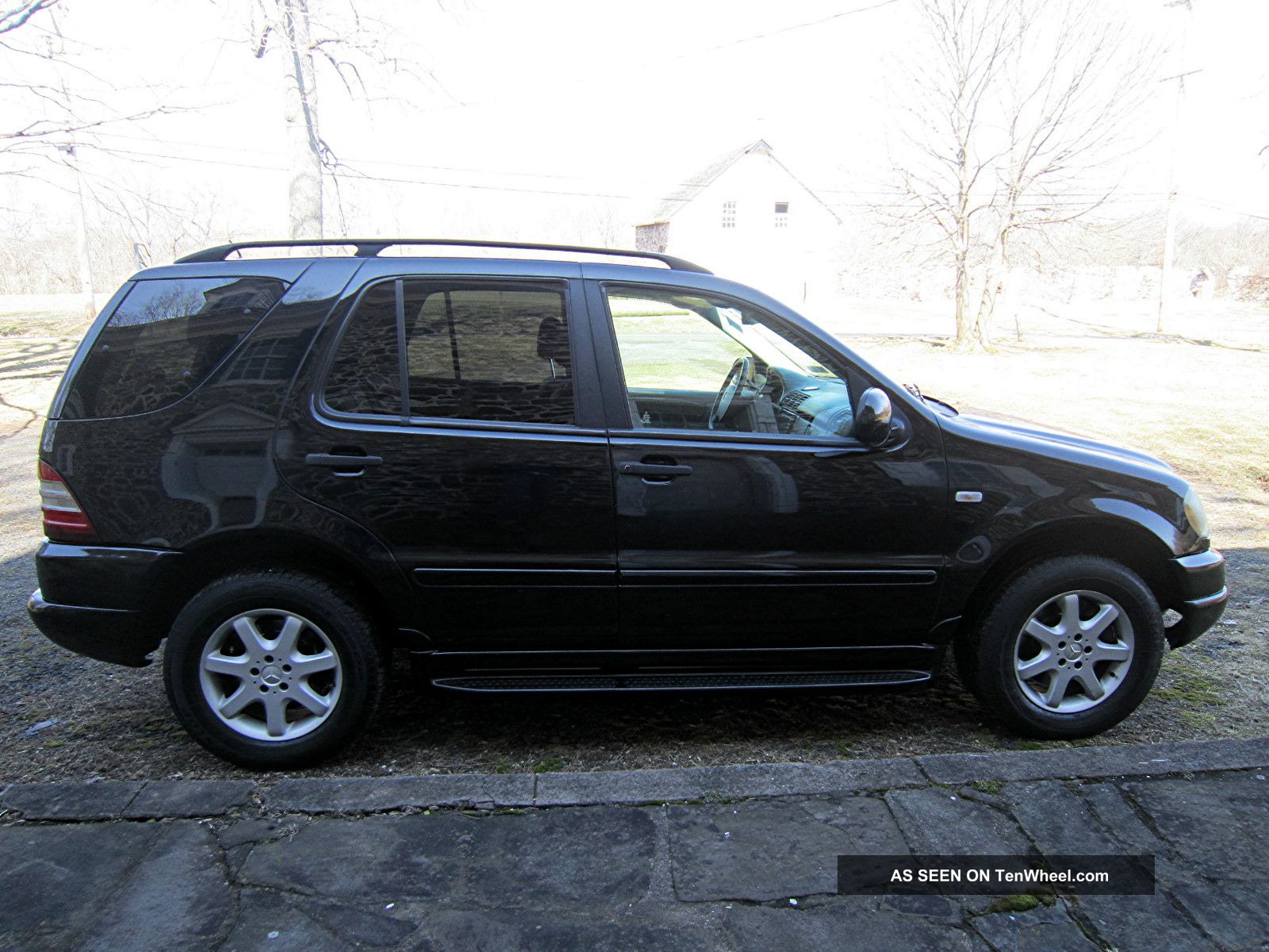 2001 Mercedes - Benz Ml430 Base Sport Utility 4 - Door 4. 3l.