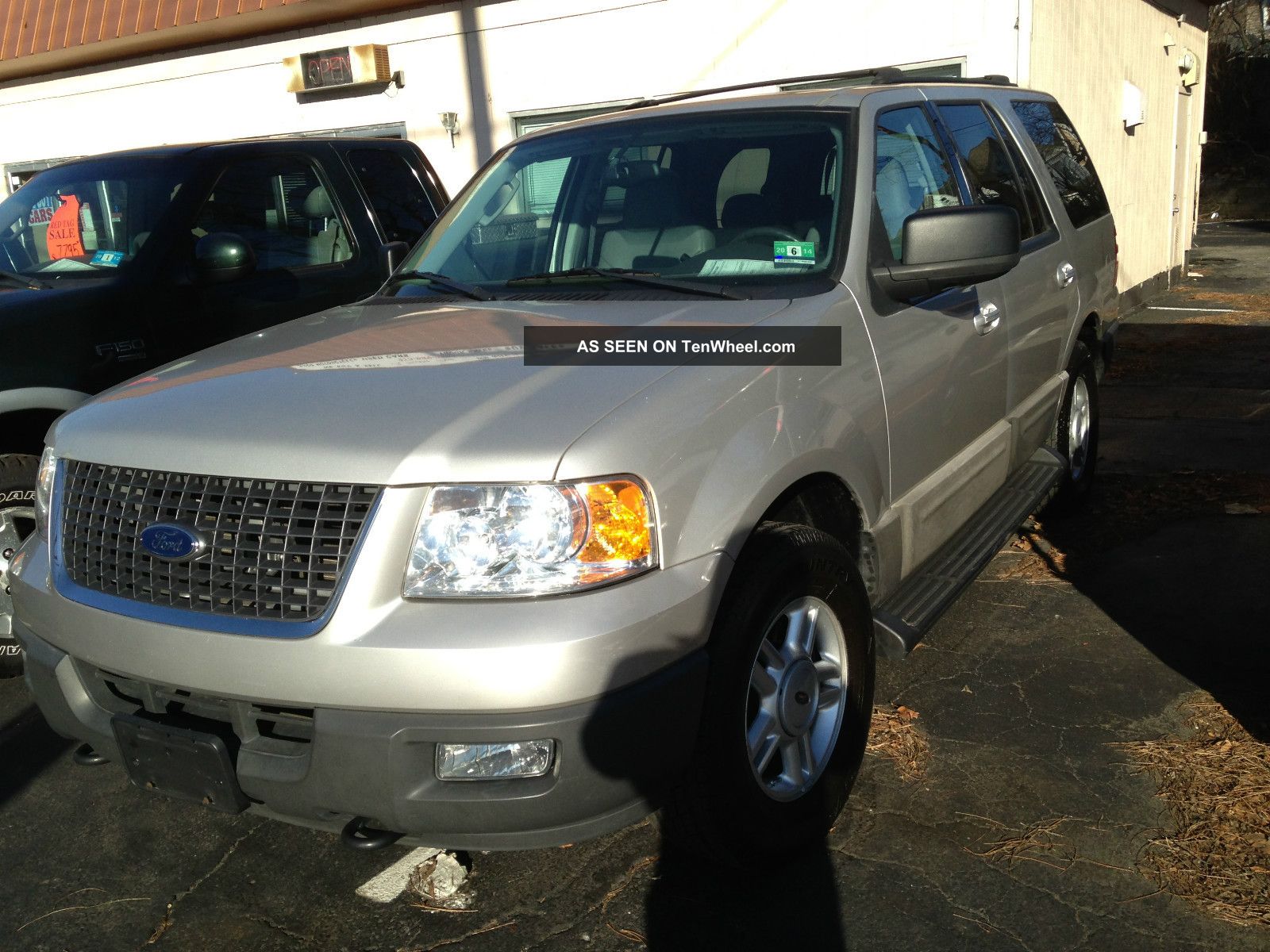 2004 Ford Expedition With