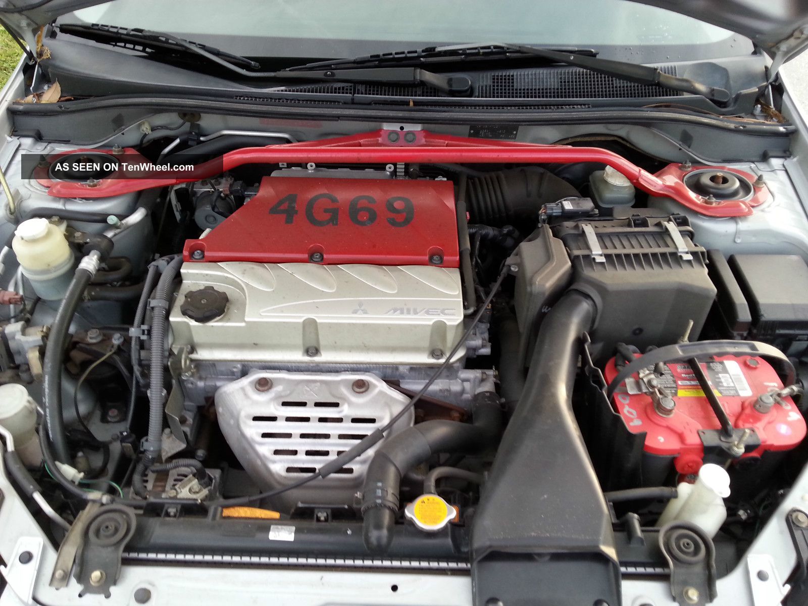 2004 Mitsubishi Lancer Ralliart Sedan 4 - Door 2. 4l