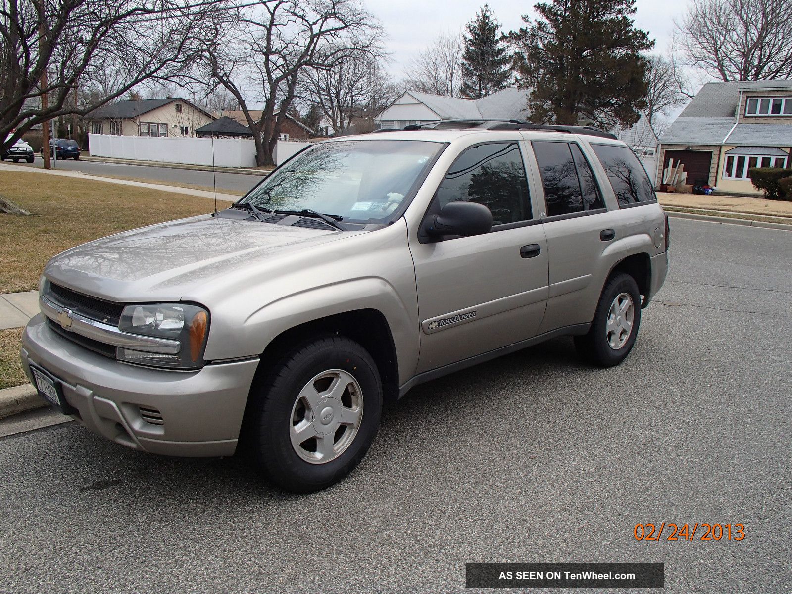 2002 Chevrolet Trailblazer Ls Sport Utility 4 - Door 4. 2l 4x4