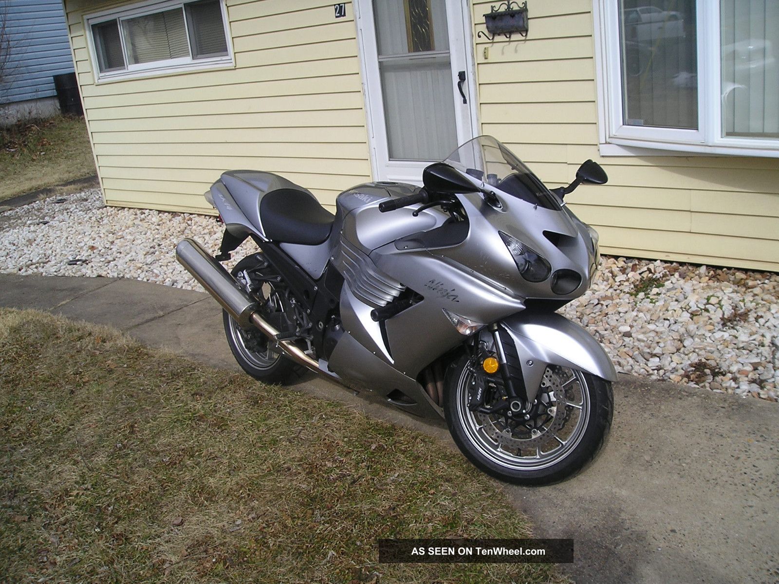 2008 Kawasaki Zx - 14 (silver)