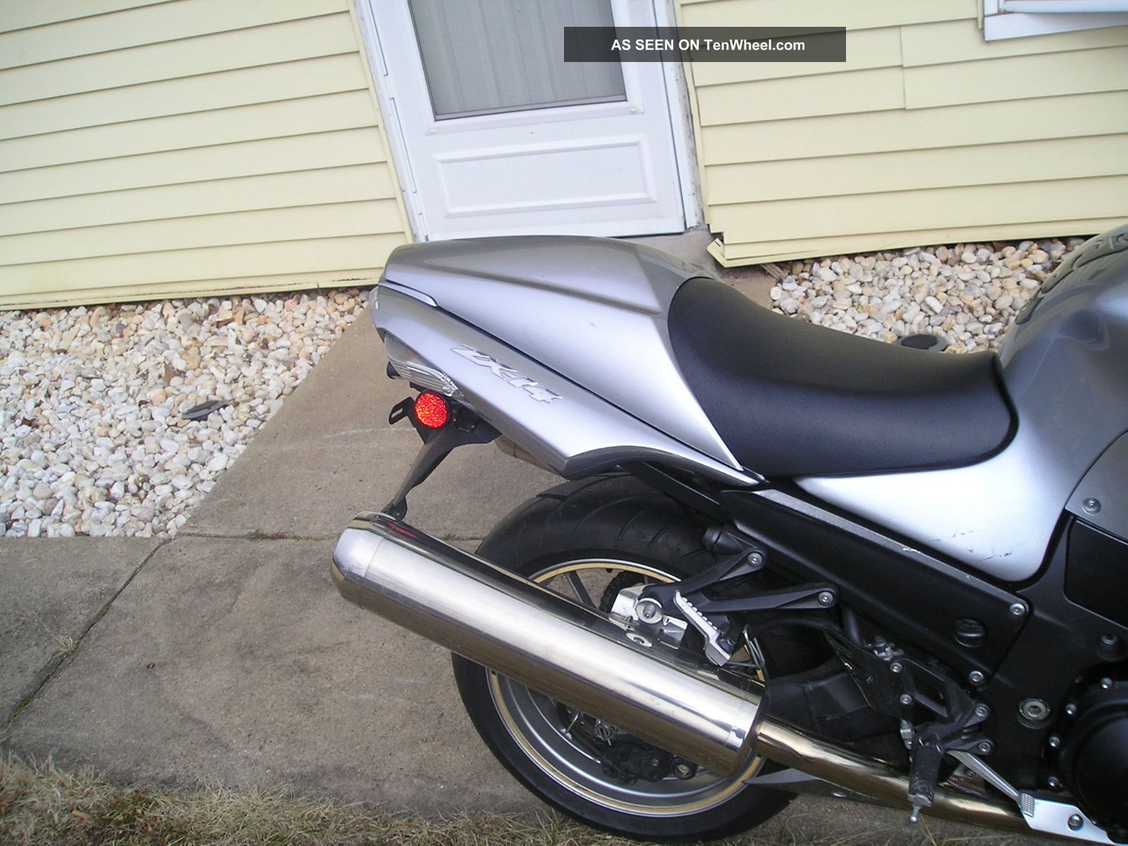 2008 Kawasaki Zx - 14 (silver)