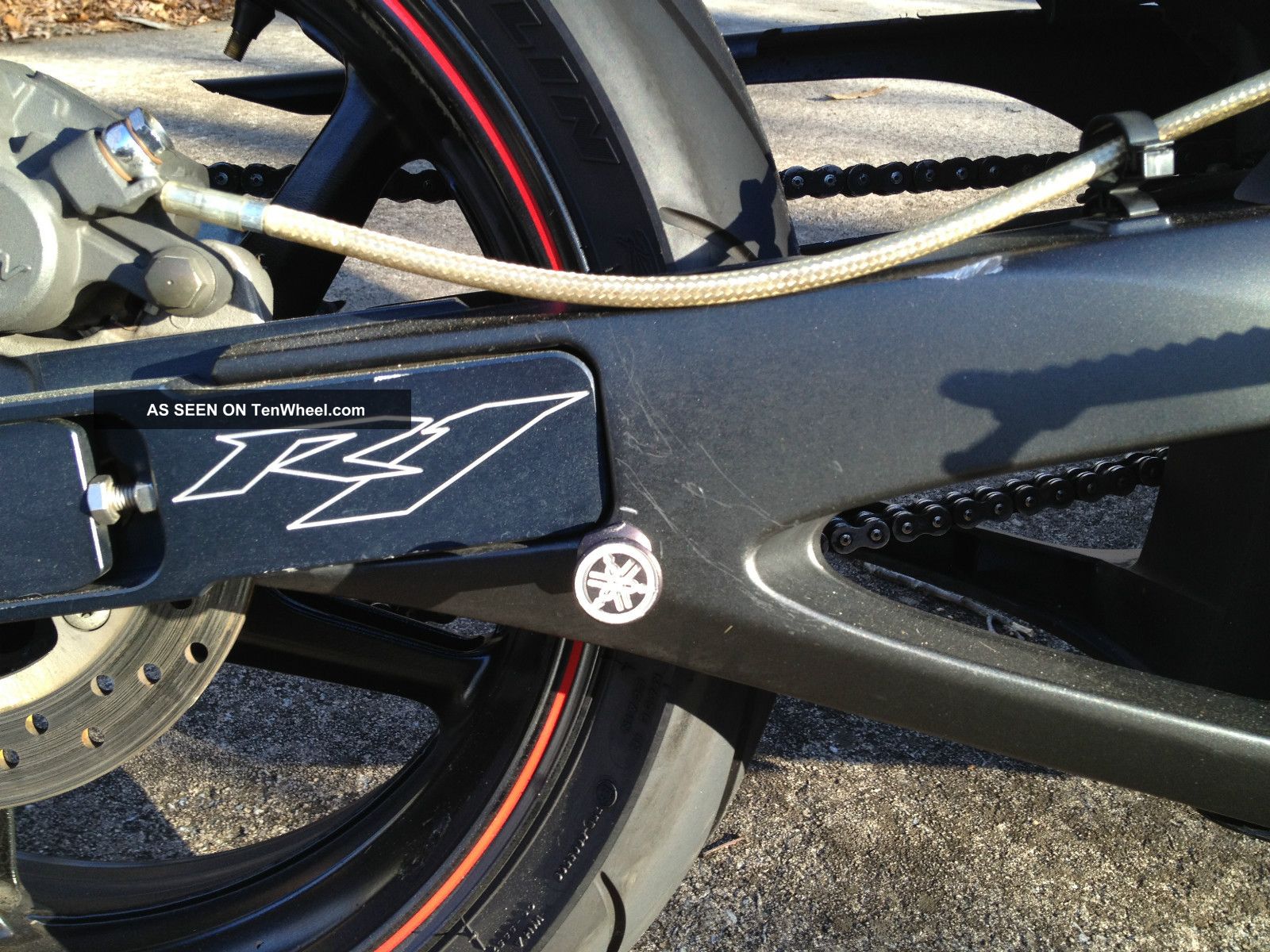 2006 Yamaha R1 Raven