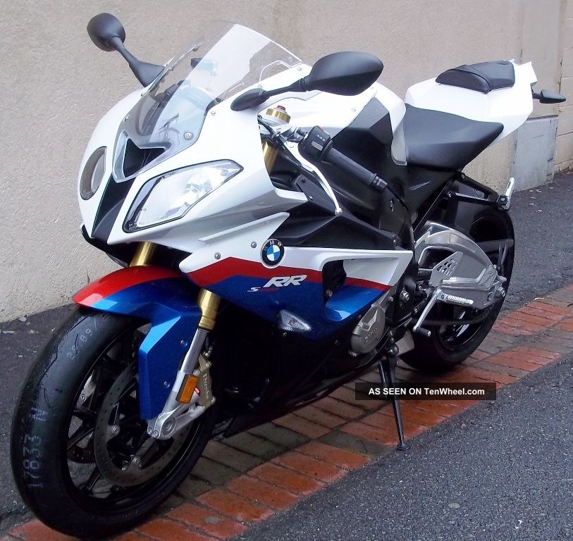 2010 Bmw S1000rr Tri - Color, Set Of Pirelli Supercorsa Tires 2010 Bmw S1000rr Tri - Color, Set Of Pirelli Supercorsa Tires