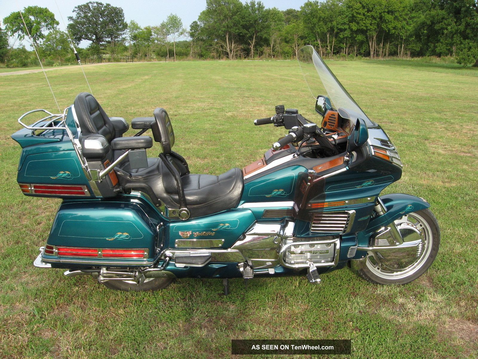 Exceptional 1995 Goldwing Aspencade Lots Of Extras, Take A Good Look