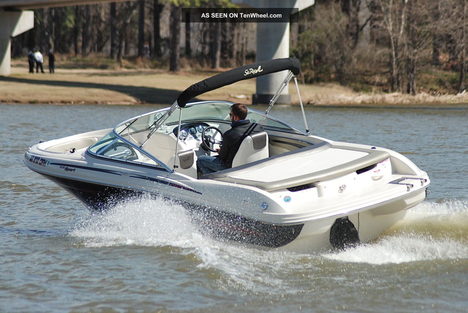 2007 Sea Ray 205 Sport
