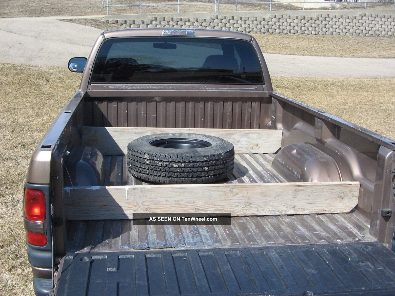 2001 Rust Dodge Ram 2500 Lb 2 Wd
