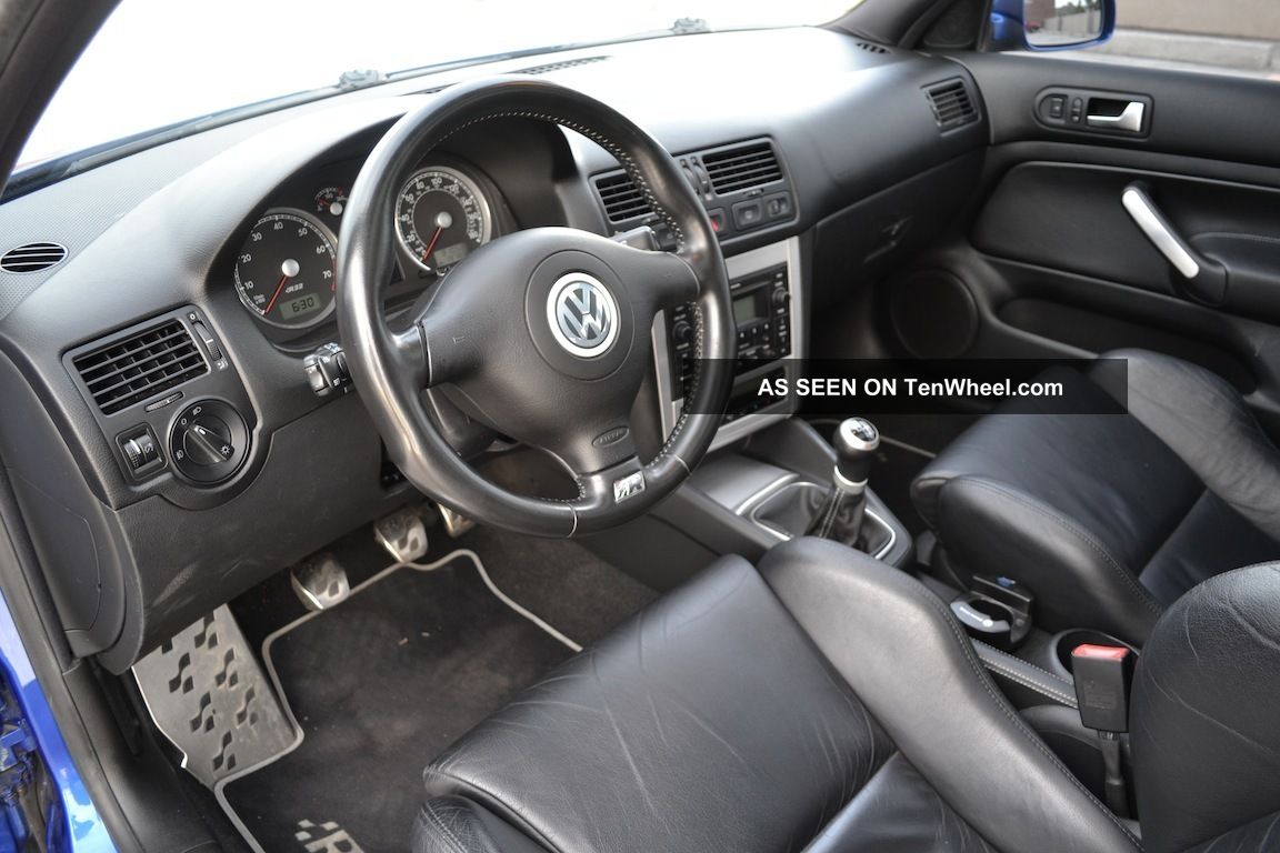 2004 Volkswagen Golf R32 Hatchback 2 - Door 3. 2l