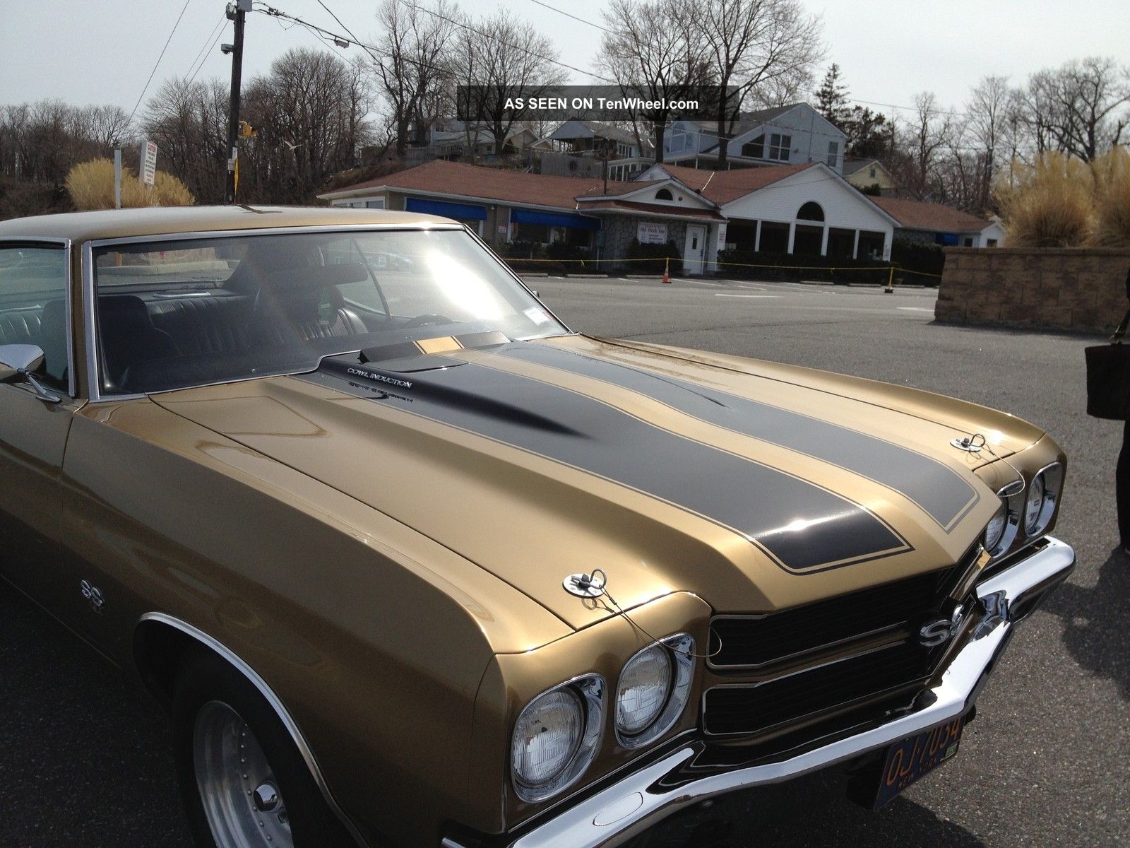 Gold 1970 Chevy Chevelle Ss 454