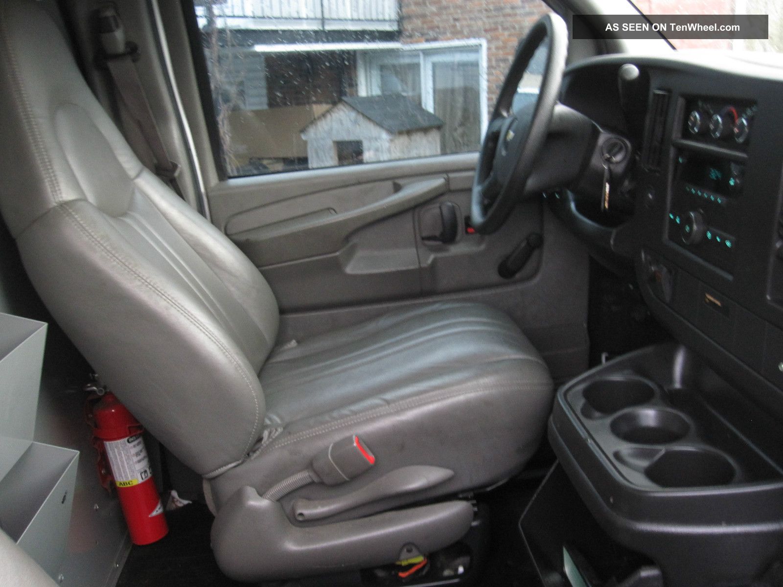 2009 Chevrolet Express 1500 4. 3l V - 6, , , Partition, Outlets