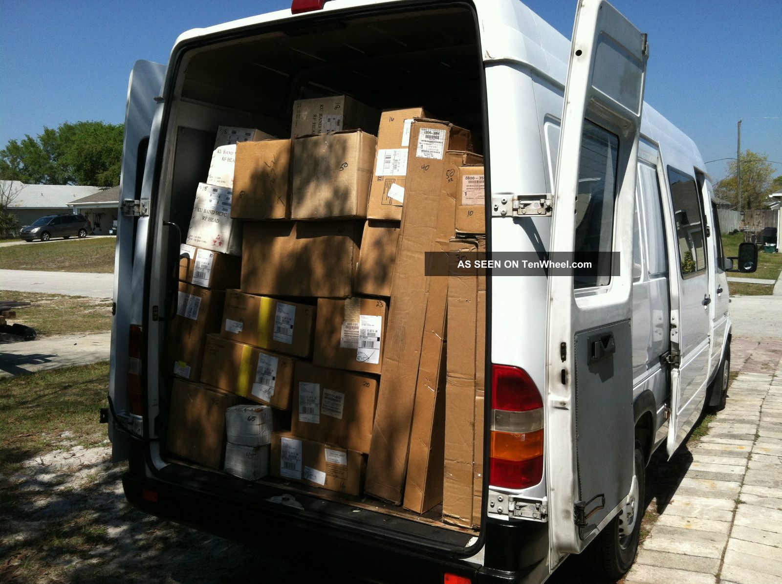 2004 Dodge Sprinter Freightliner 2500 High 6 ' Ceiling & Longest Wheel Base