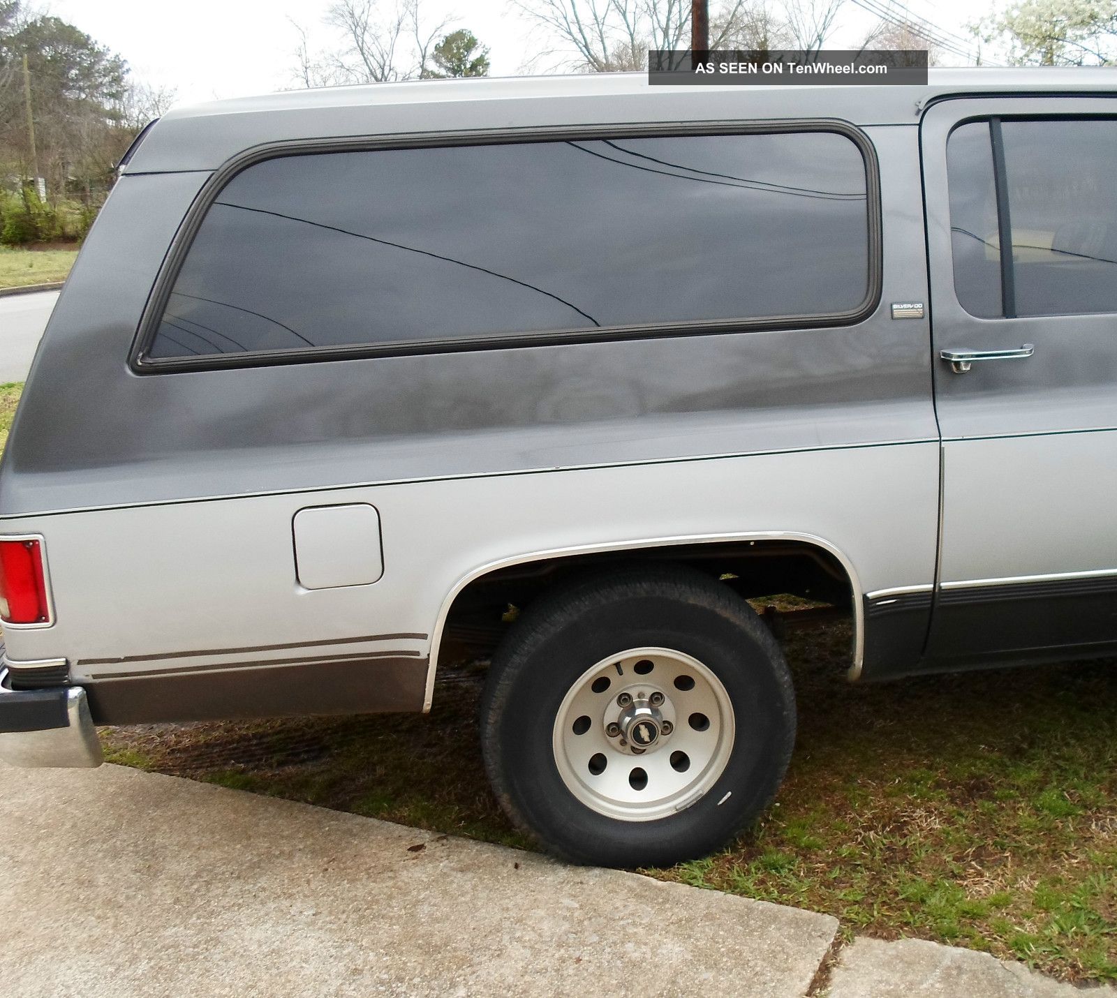 1991 Chevy Silverado Suburban 1500 9 Passenger No Rust