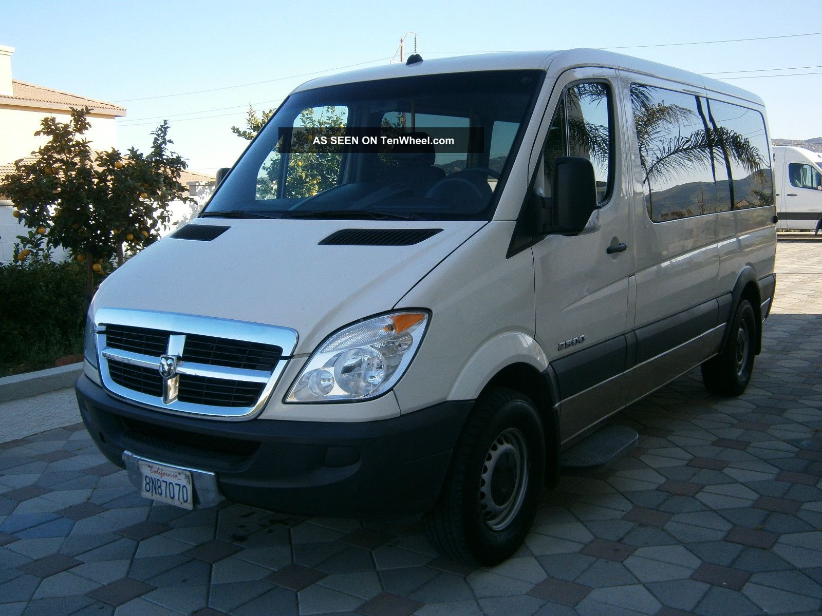 Best Wheelchair Lift For Sprinter Van at Leslie Welch blog