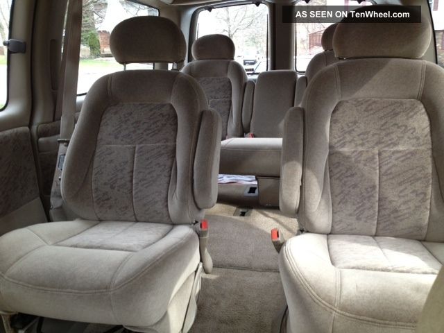 2001 Chevy Express Lt