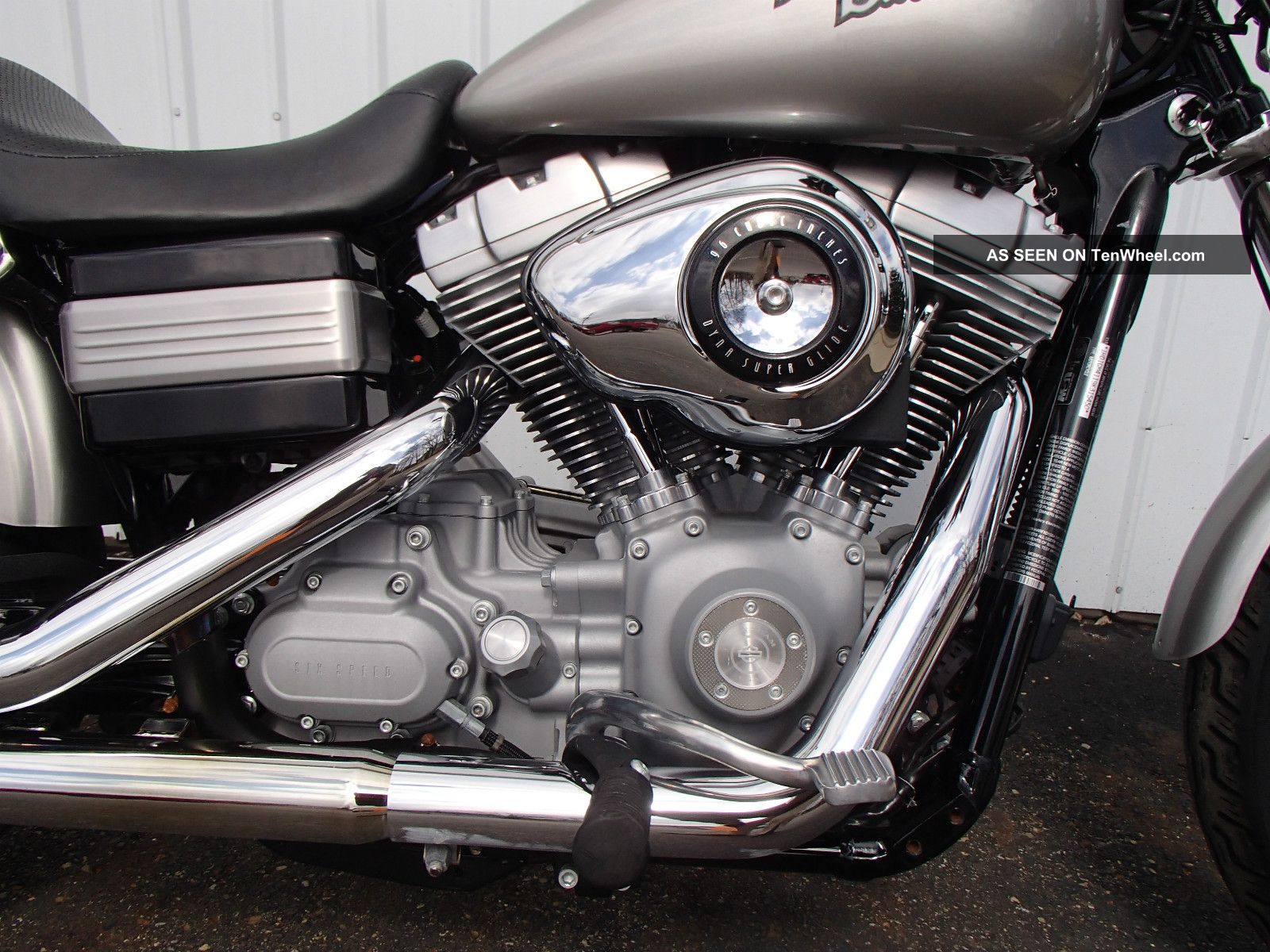 2009 Harley Davidson Fxd Standard Glide Hd H - D Um90774 Kw