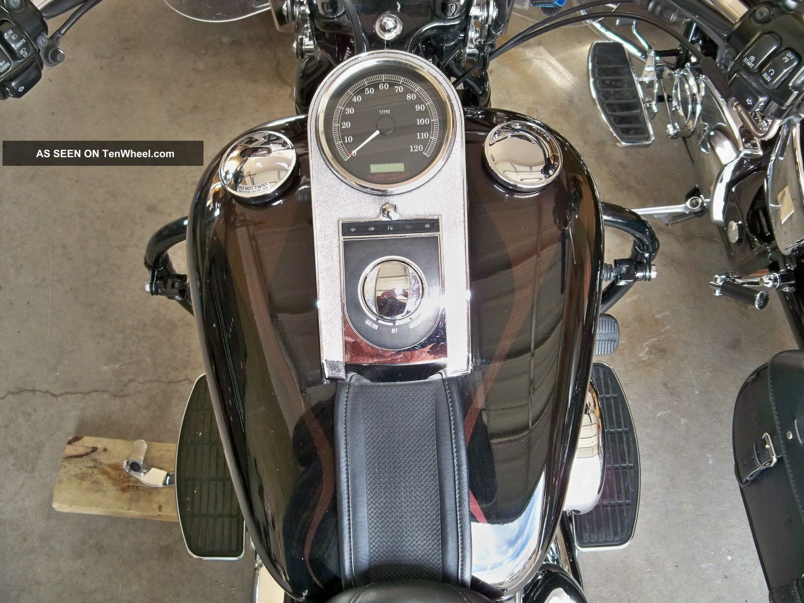 2005 Harley - Davidson Softail Springer Classic Flstsci