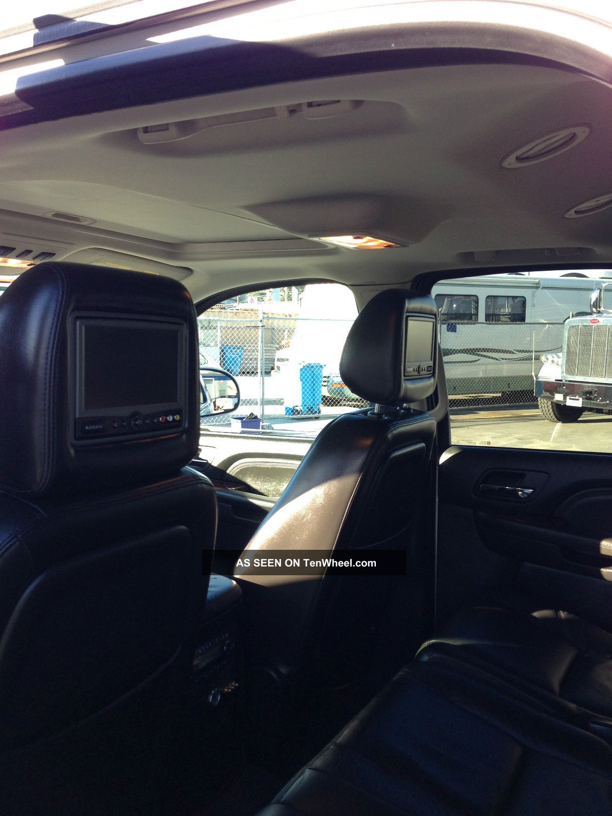 2007 Cadillac Escalade - Fully Loaded