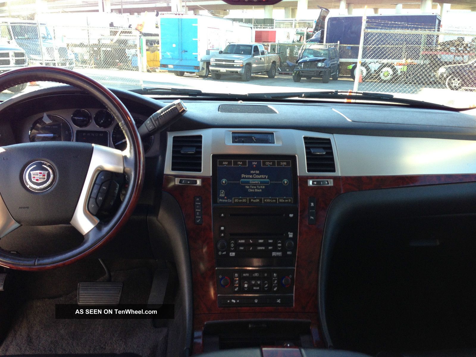 2007 Cadillac Escalade - Fully Loaded