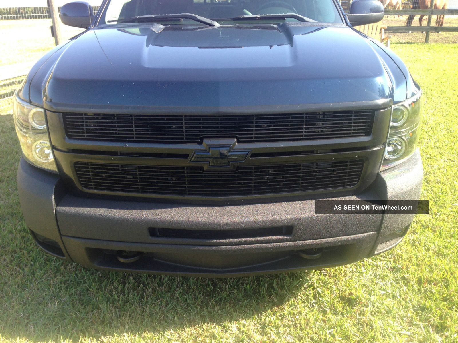 2007 Chevy Silverado 2500 4x4 Duramax Diesel (fully Loaded) With Custom ...
