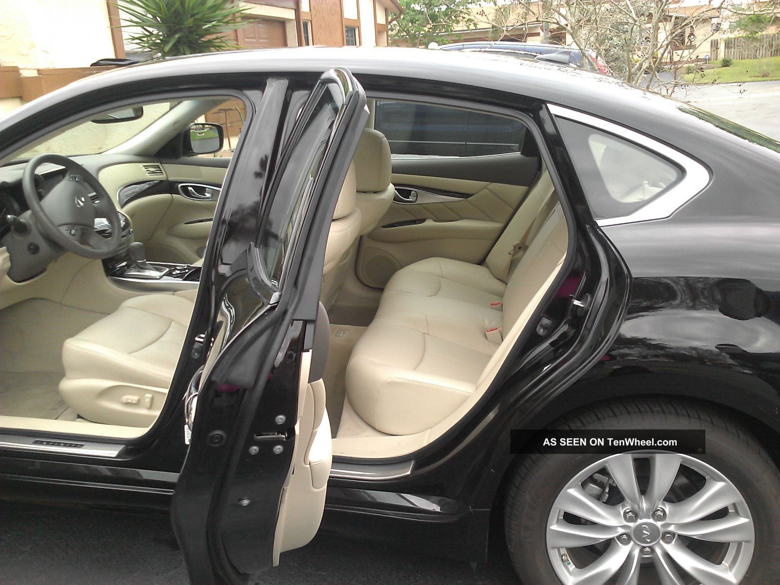 2011 Infiniti M 37 Premium Pkg 5k
