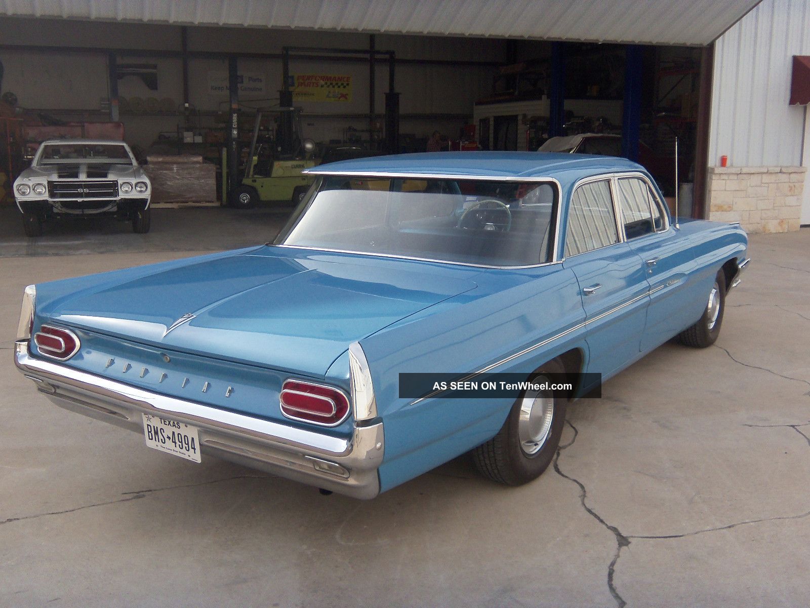 1961 Pontiac Catalina Sedan; 4 Door
