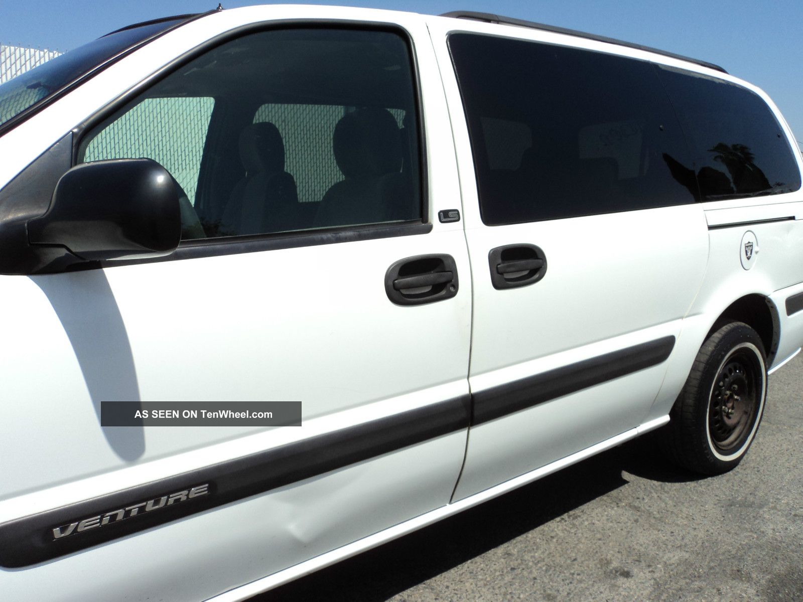 2001 Chevrolet Venture Ls Mini Passenger Van 4 - Door 3. 4l,