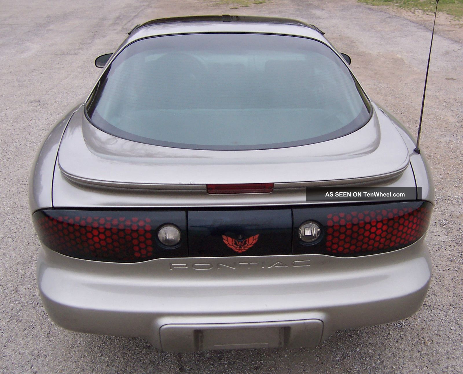 2000 Pontiac Firebird Automatic / T - Tops / Runs Excellent