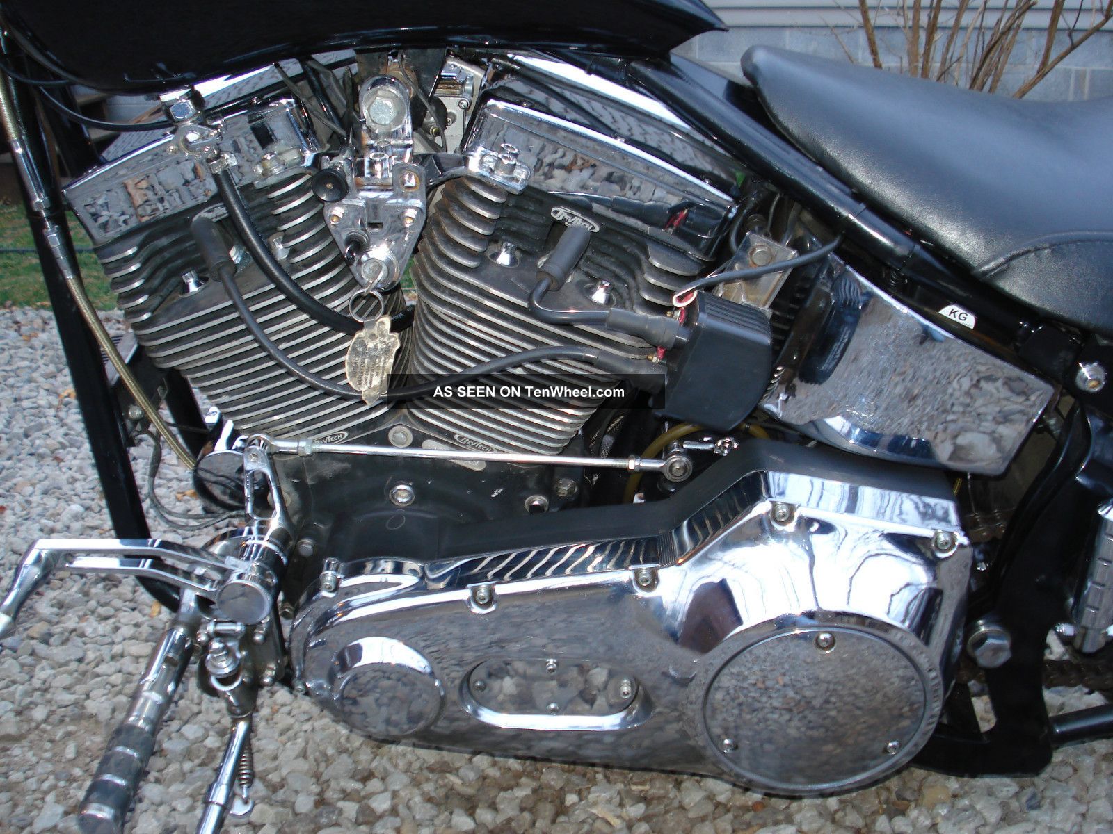 2003 Santee Custom 100in Rev Tech 4x4 6 Speed Softail Chopper