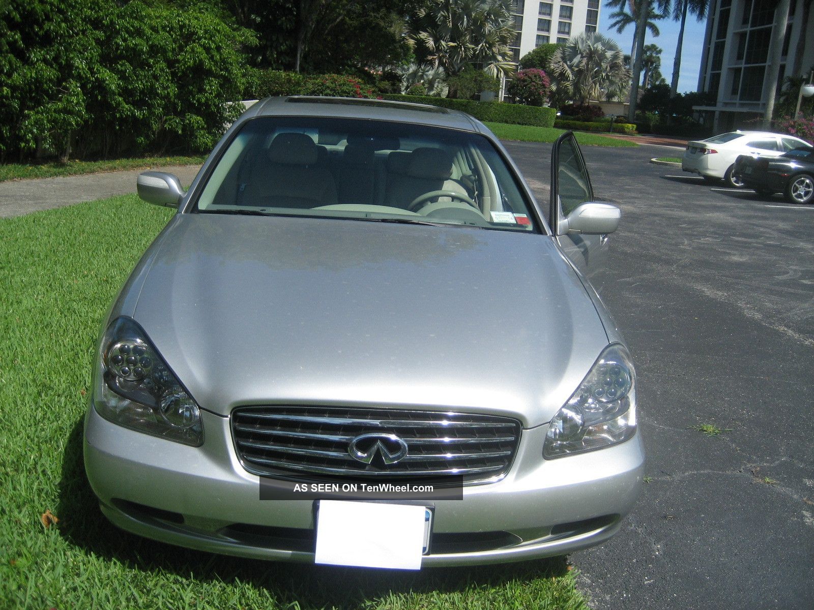 2004 Infiniti Q45 Base Sedan 4 - Door 4. 5l