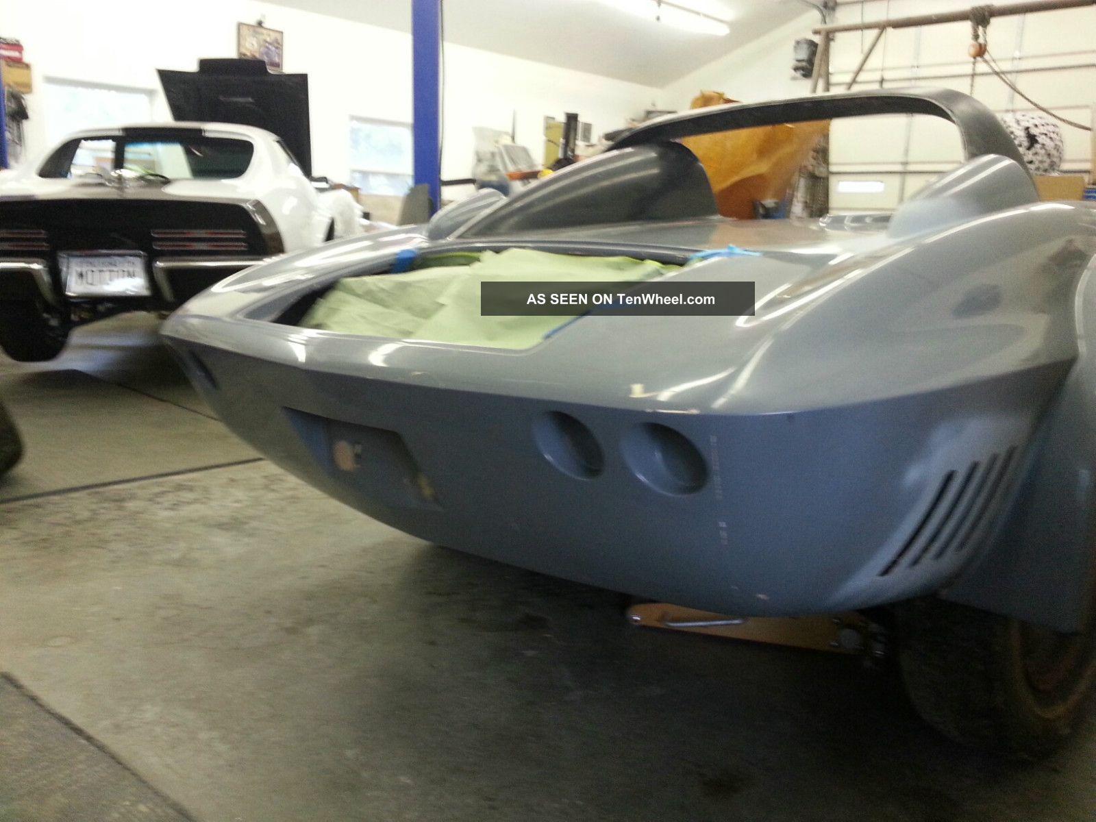 Corvette Grand Sport Replica Body & Frame 1963 64 65 66 67 D&d