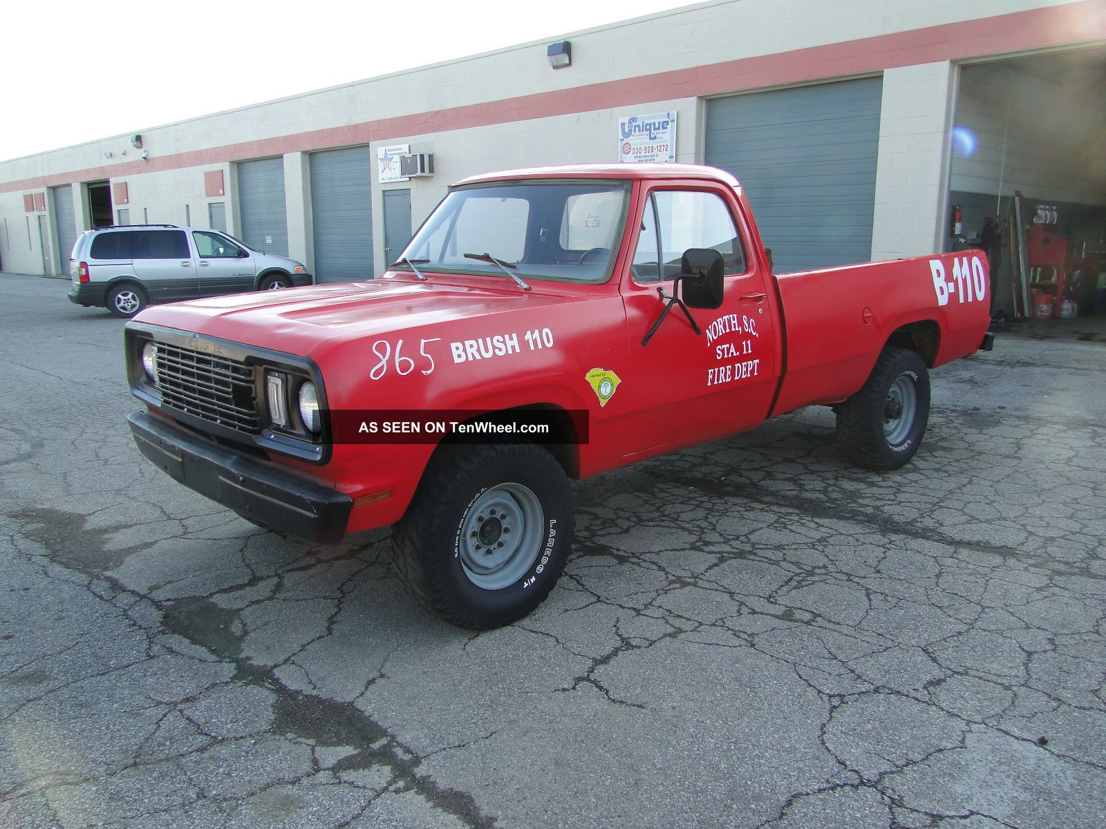 1977 Dodge Power Wagon M - 880 M880 M 880