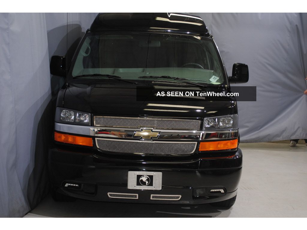 Chevrolet:express - Explorer Conversion Van High - Top 2013 Full