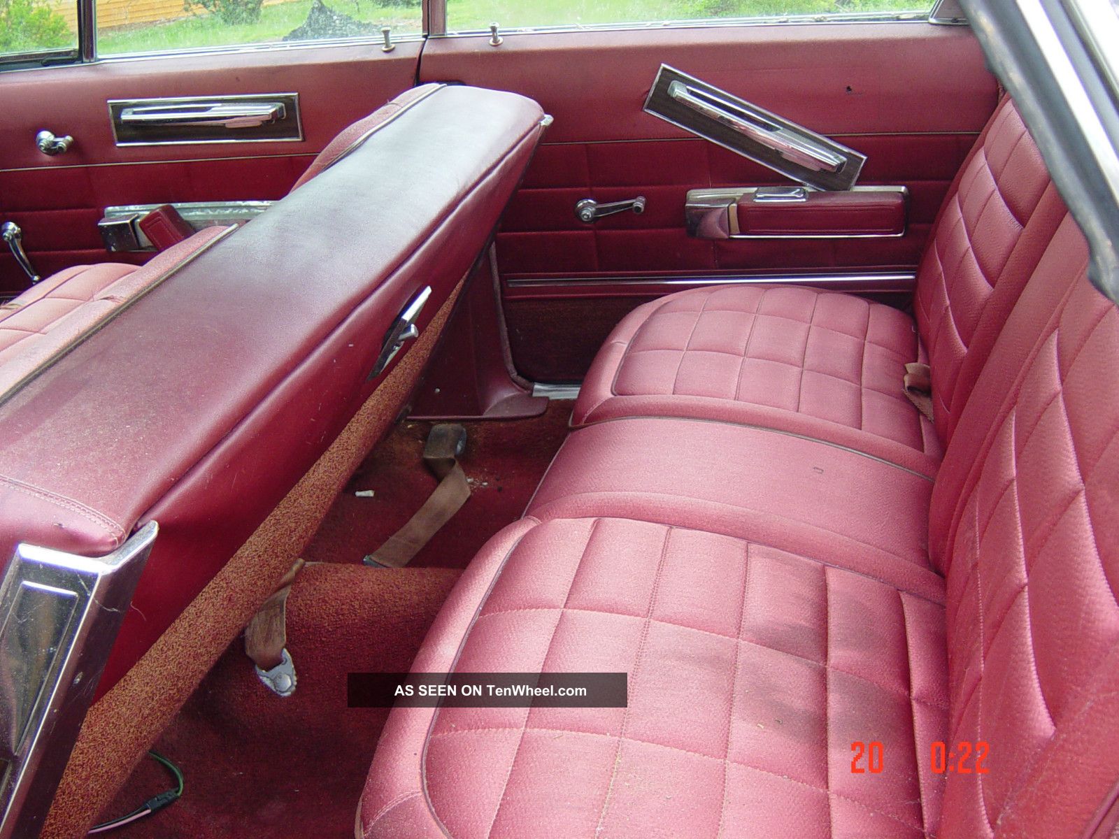 1966 Plymouth Fury Iii Vip Edition 383 Commando V8 Gray With Fender Skirts.