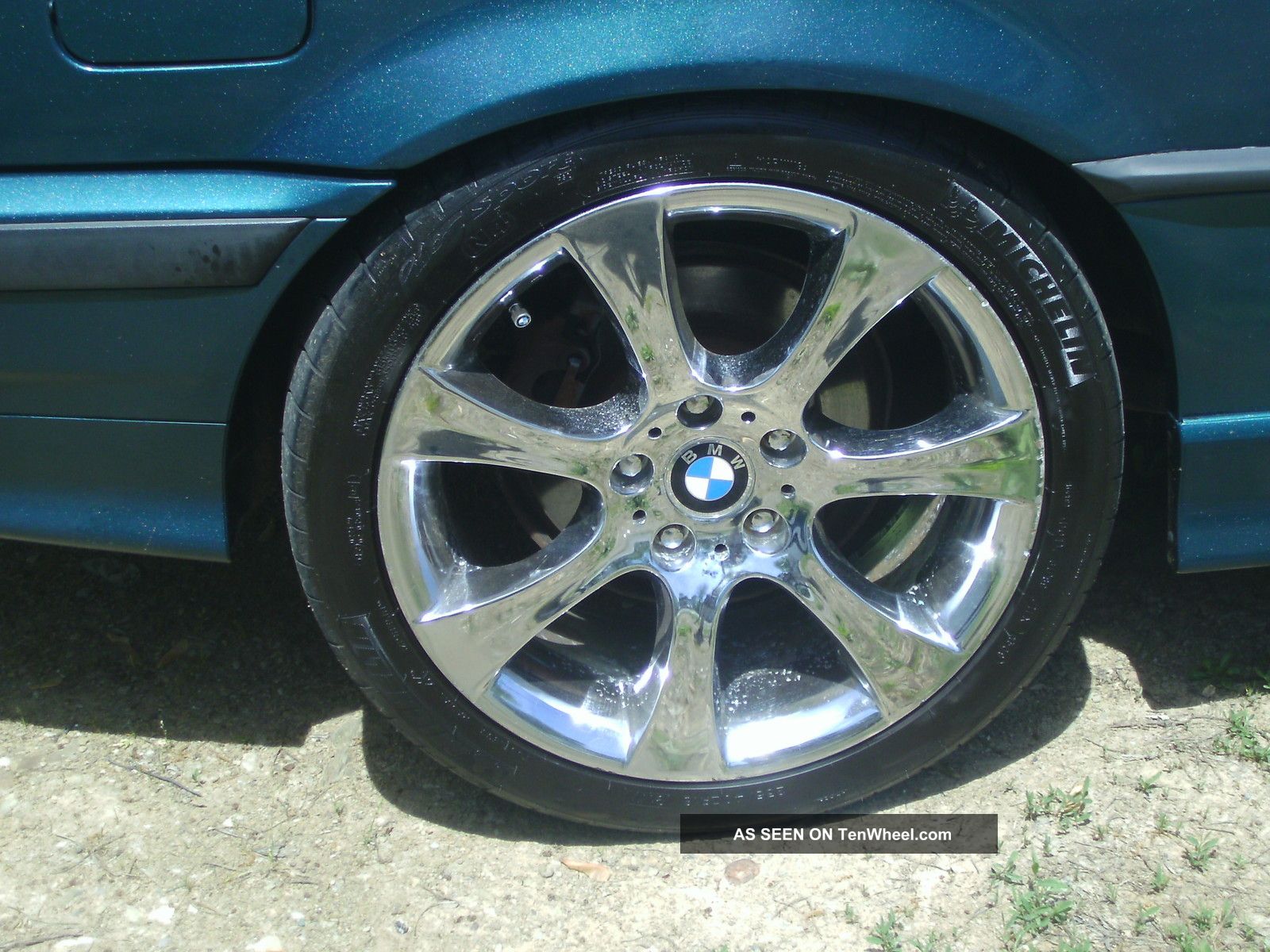 1997 Bmw 318i Base Convertible 2 - Door 1. 9l