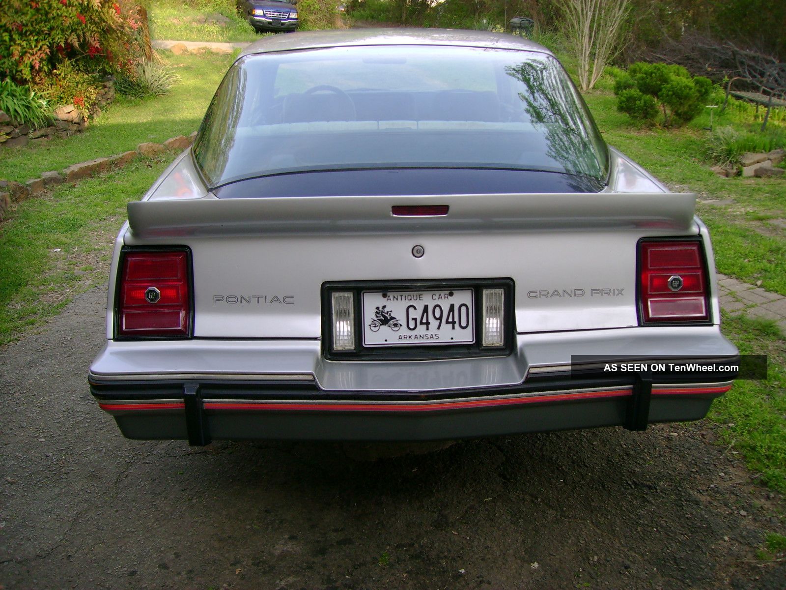 1986 Pontiac Grand Prix Base Coupe 2 - Door 5. 0l Htf Rare 1 Of 107 Canada