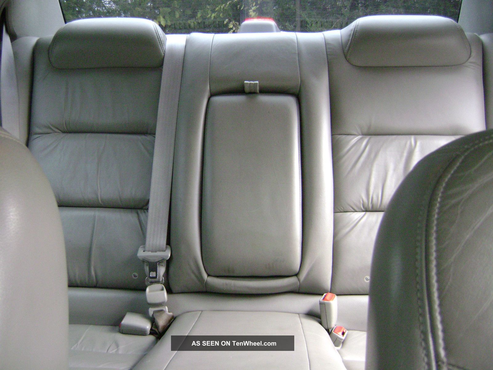 2001 Lincoln Ls Base Sedan 4 - Door 3. 9l V8