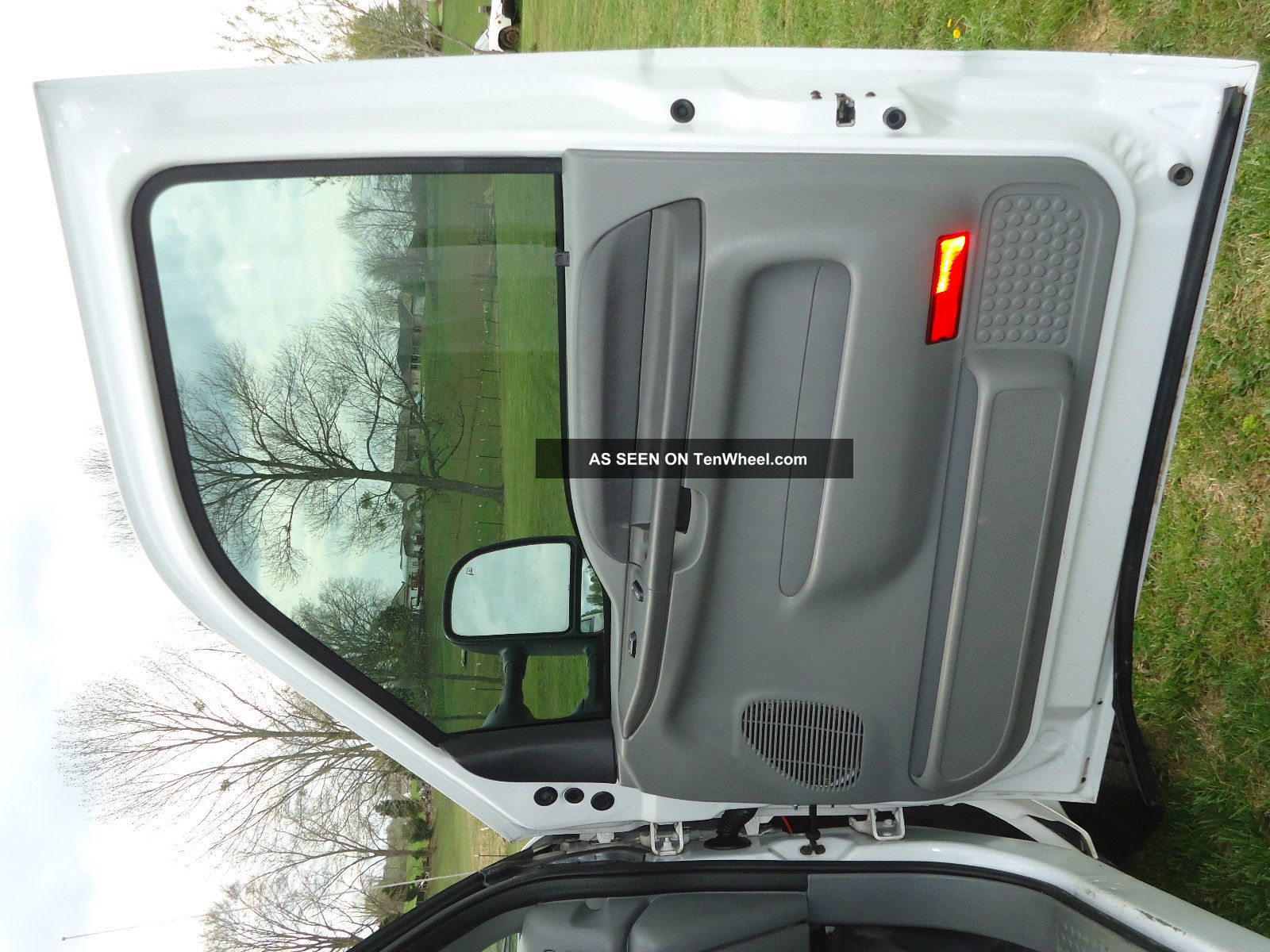 2004 Ford F - 350 Duty Powerstroke 4x4 Single Rear Wheel 8 ' Long Bed