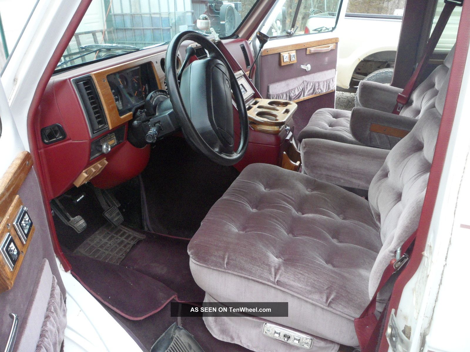 1994 Chevrolet Conversion Van G20, Conversion By Gladiator