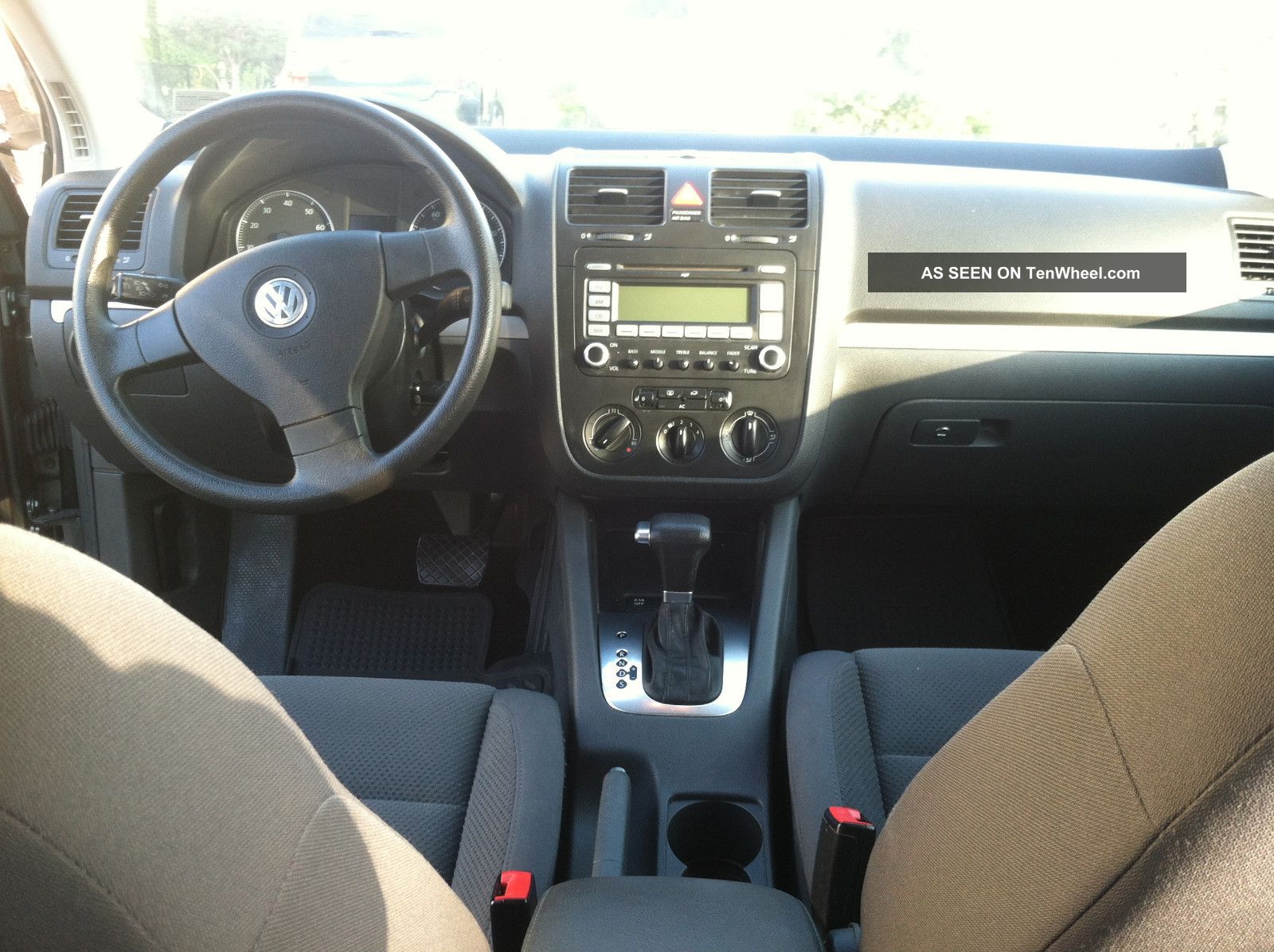 2008 Volkswagen Rabbit S Hatchback 4 - Door 2. 5l