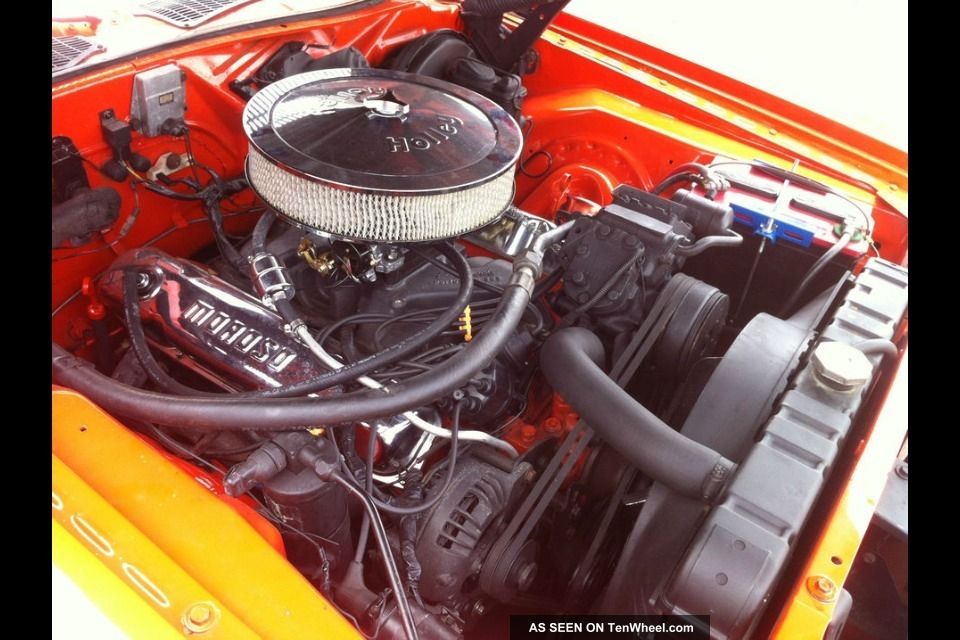 1970 Dodge Challenger. True 383 Big Block