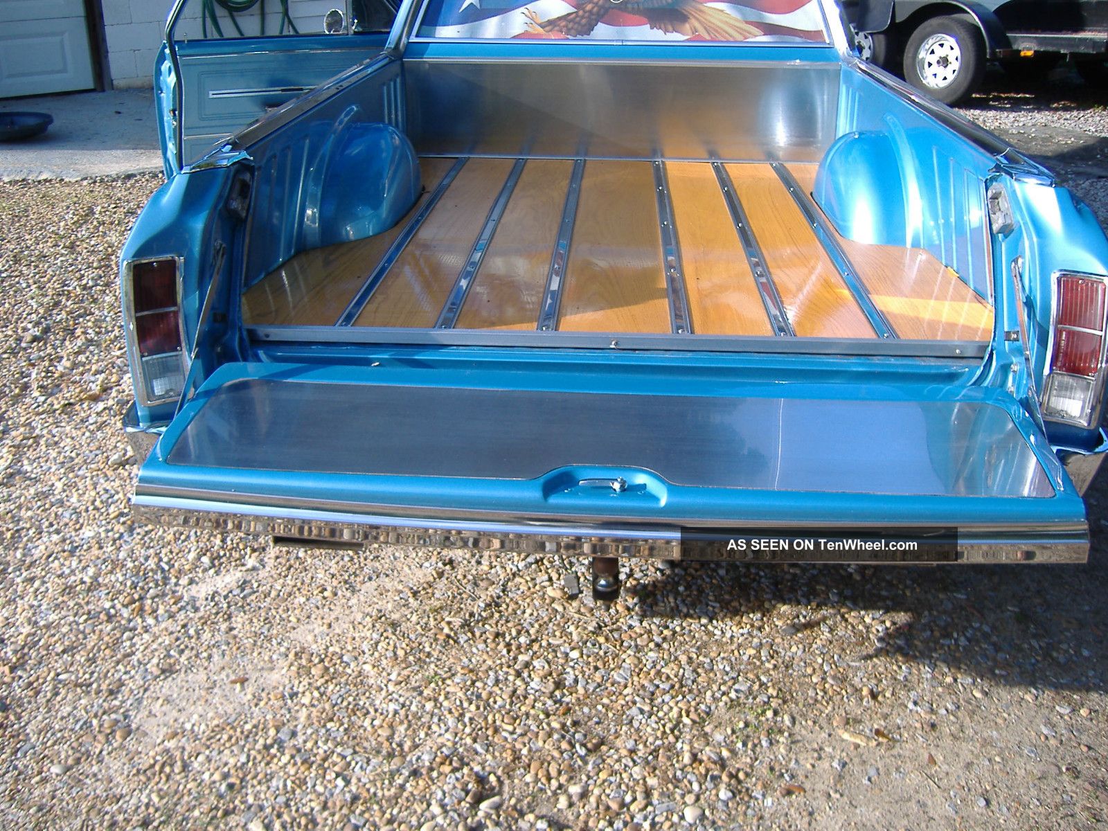 Professionally In 2011, Matching Numbers, Includes Mini Trailer