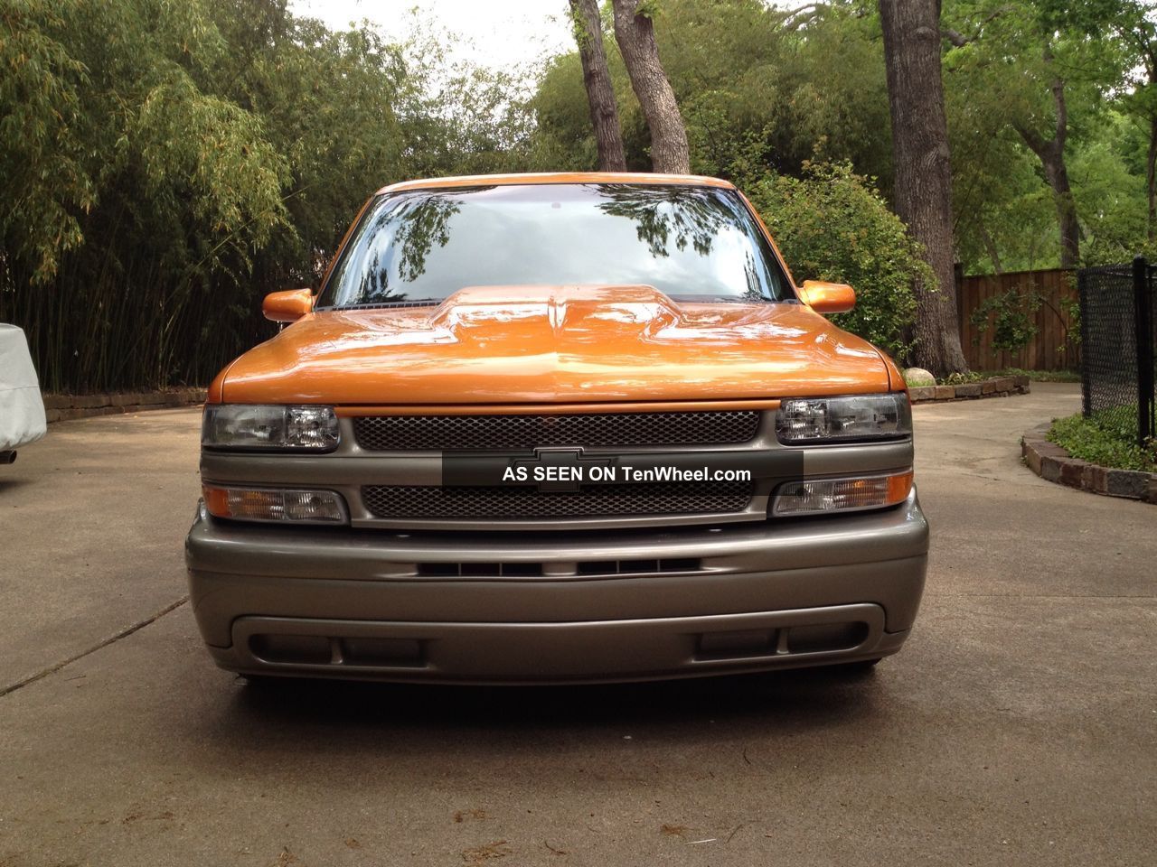 2000 Chevrolet Silverado Custom Truck