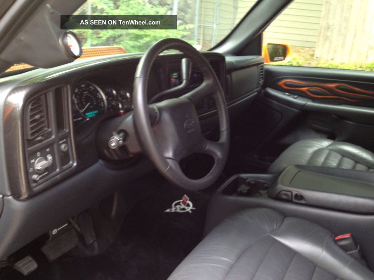 2000 Chevrolet Silverado Custom Truck