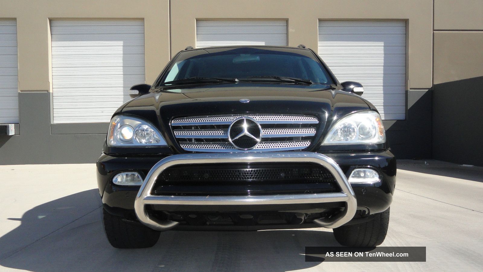 2004 Mercedes - Benz Ml500 Base Sport Utility 4 - Door 5. 0l
