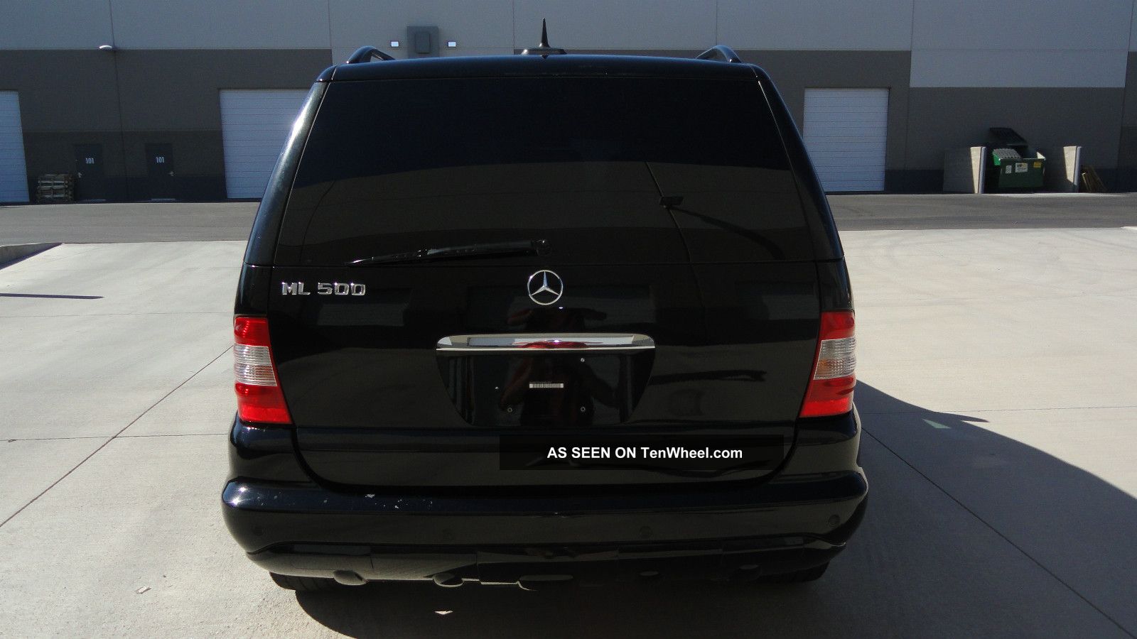 2004 Mercedes - Benz Ml500 Base Sport Utility 4 - Door 5. 0l