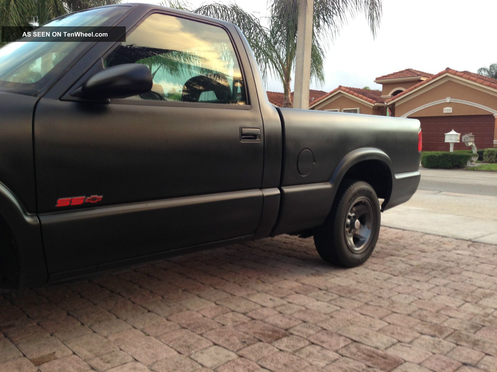 1994 Chevrolet S10 Ss Standard Cab Pickup 2 - Door 4. 3l