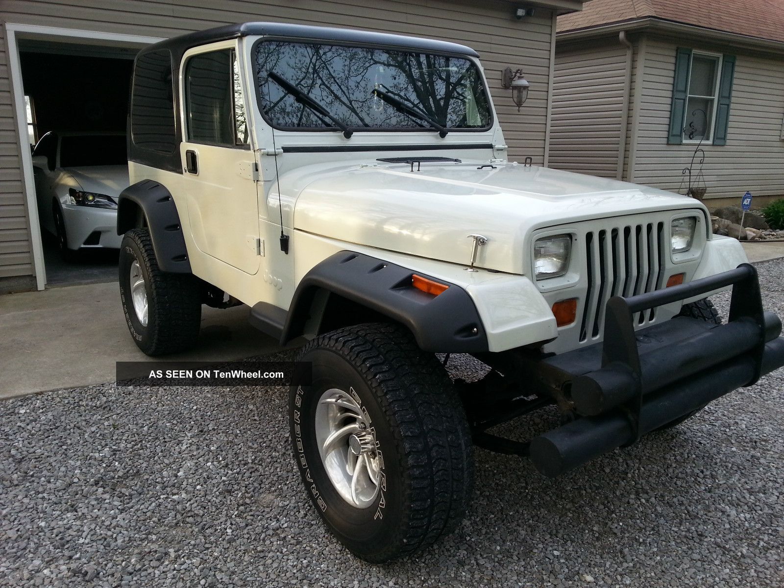 1995 Jeep Wrangler Rio Grande Sport Utility 2 - Door 2. 5l
