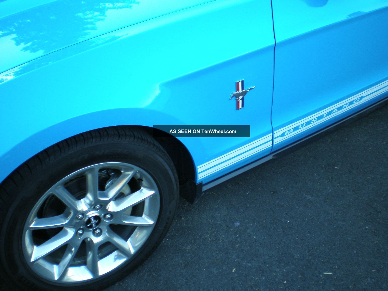 2010 Ford Mustang Coupe 2 - Door 4. 0l Premium Pkg Shelby Pkg Stripes ...